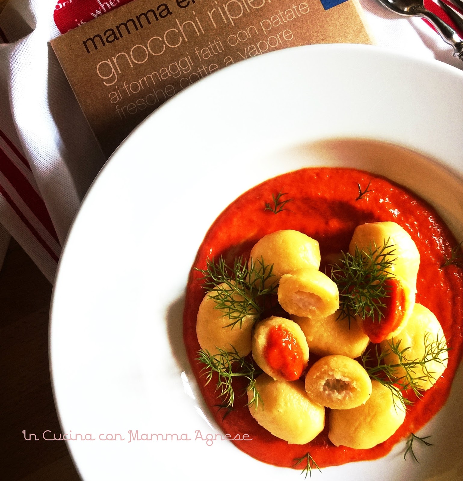 Gnocchi Ripieni su morbido letto di Peperoni | In Cucina con Mamma Agnese