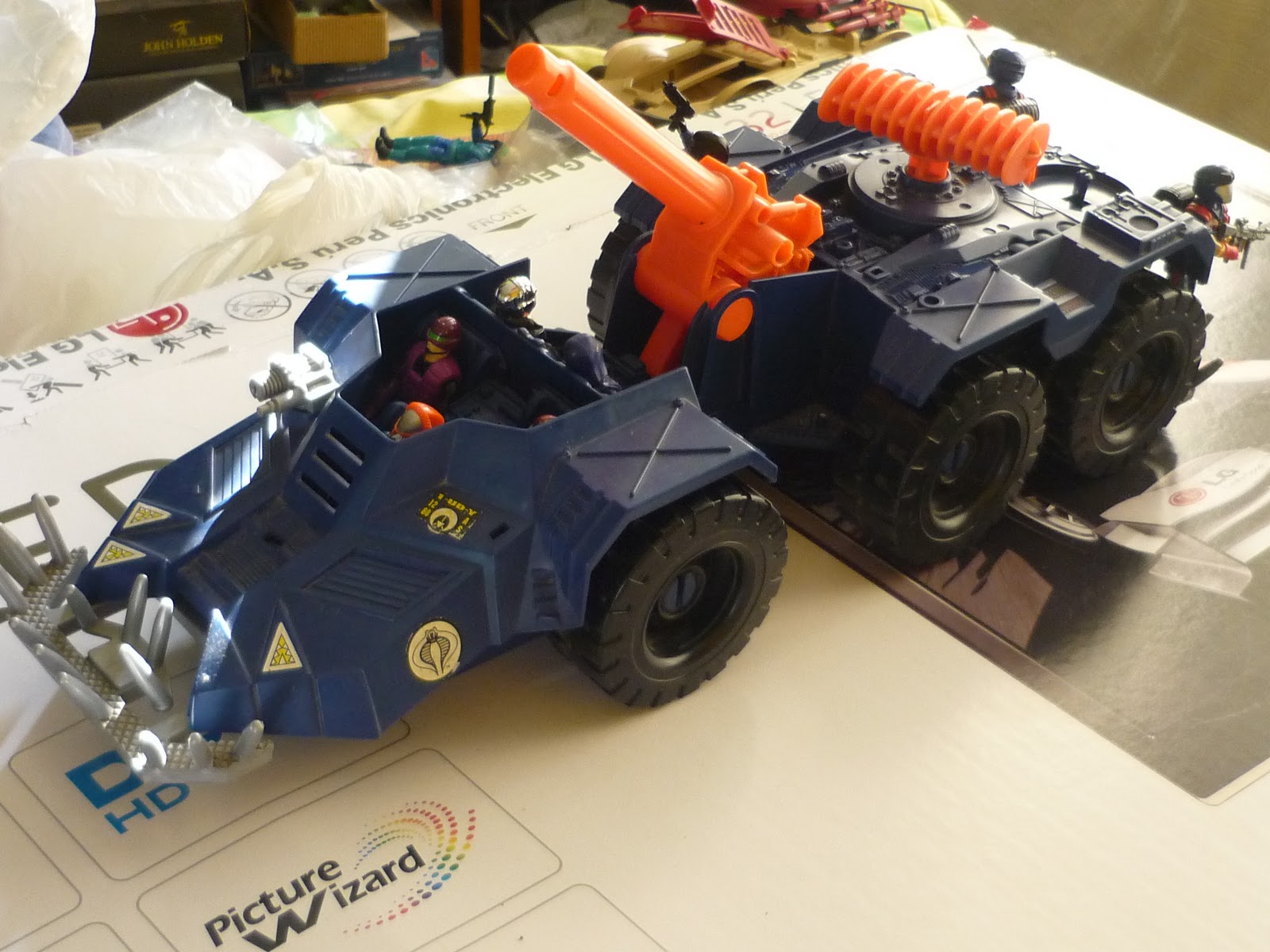 GI JOE - El GIJOE PERDIDO: VEHICULOS G.I.JOE: ENCONTRE UN DETONATOR 1992