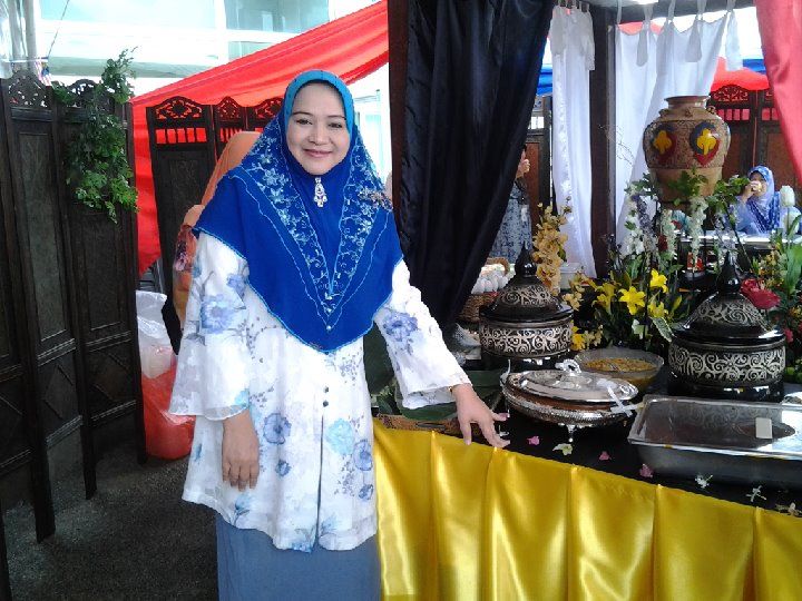 Teringat-ingat oleh Mckelate: Merdeka Raya UNIMAS 2011: Gerai HEPA No 1