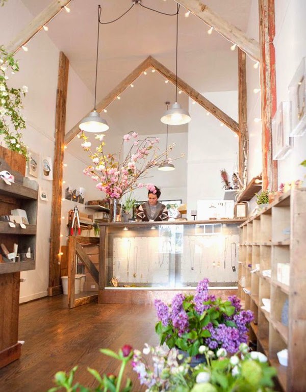 Flowerful shops • Paz Garden