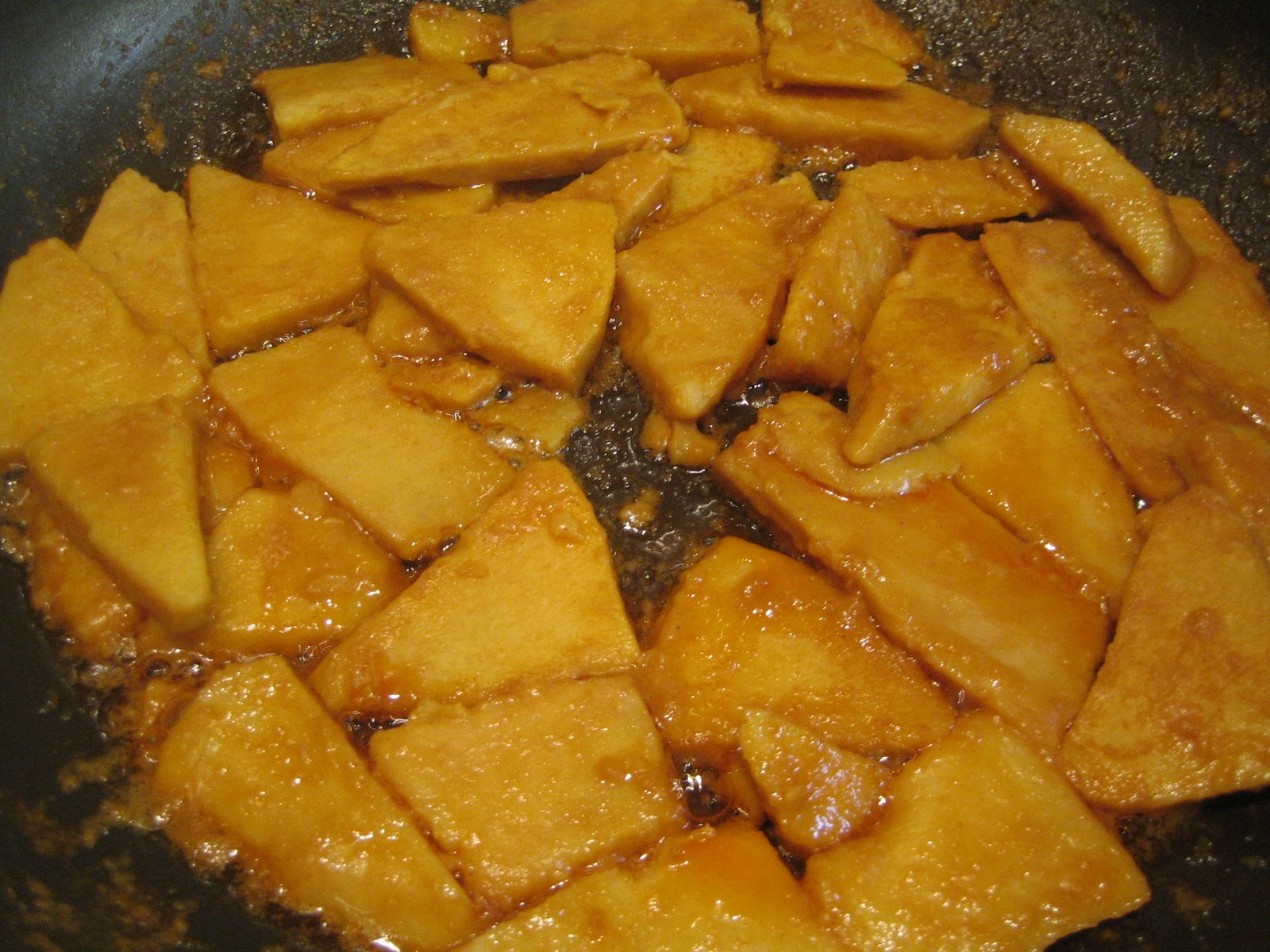 Sharmi's Kitchen: Karunai Kilangu / Elephant Yam Roast (Fry)