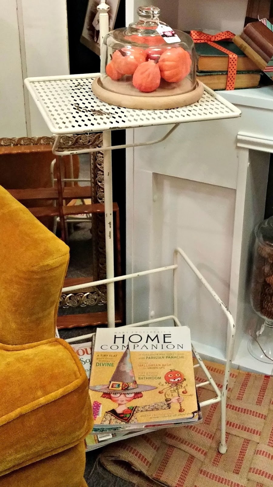 Fall Themed Antique Booth Update - Little Vintage Cottage