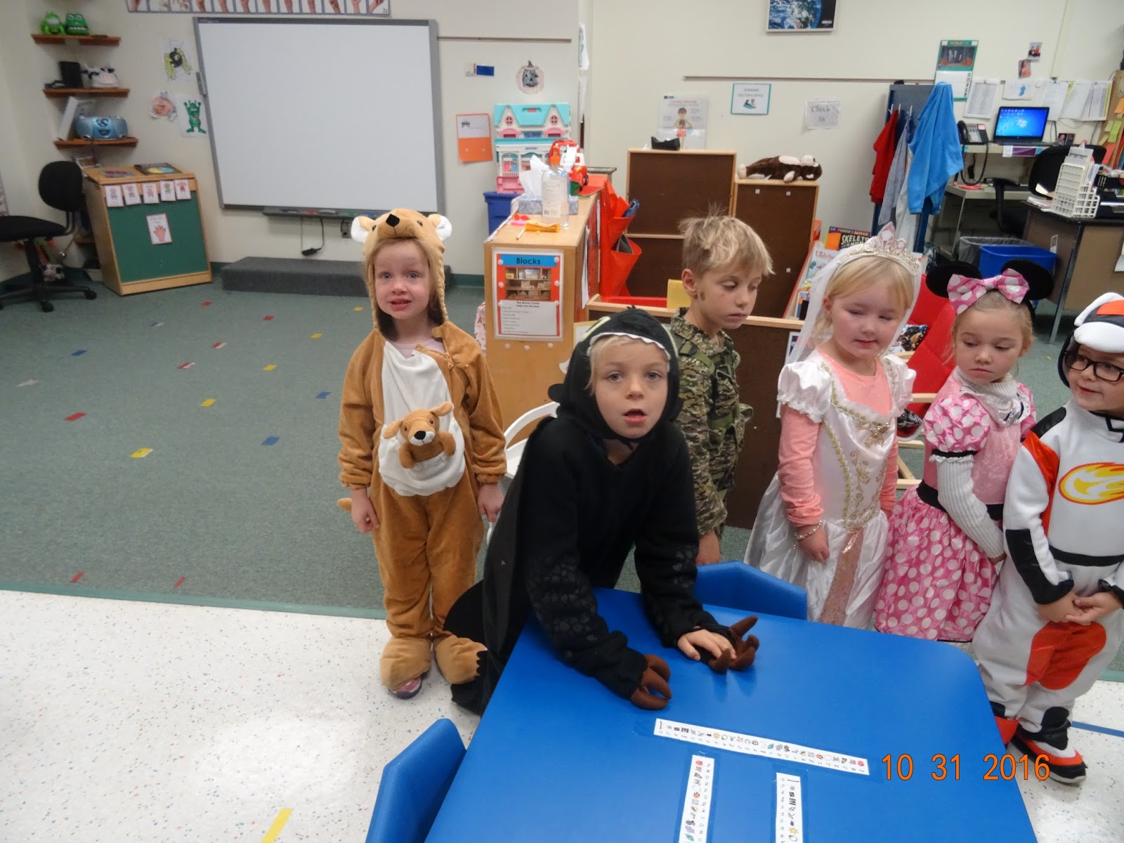 Mrs. Noth's 4K Fun: Fall Costume Party