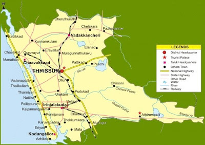 What is so unique about the Koothambalam at Koodalmanikkam Temple, Kerala?