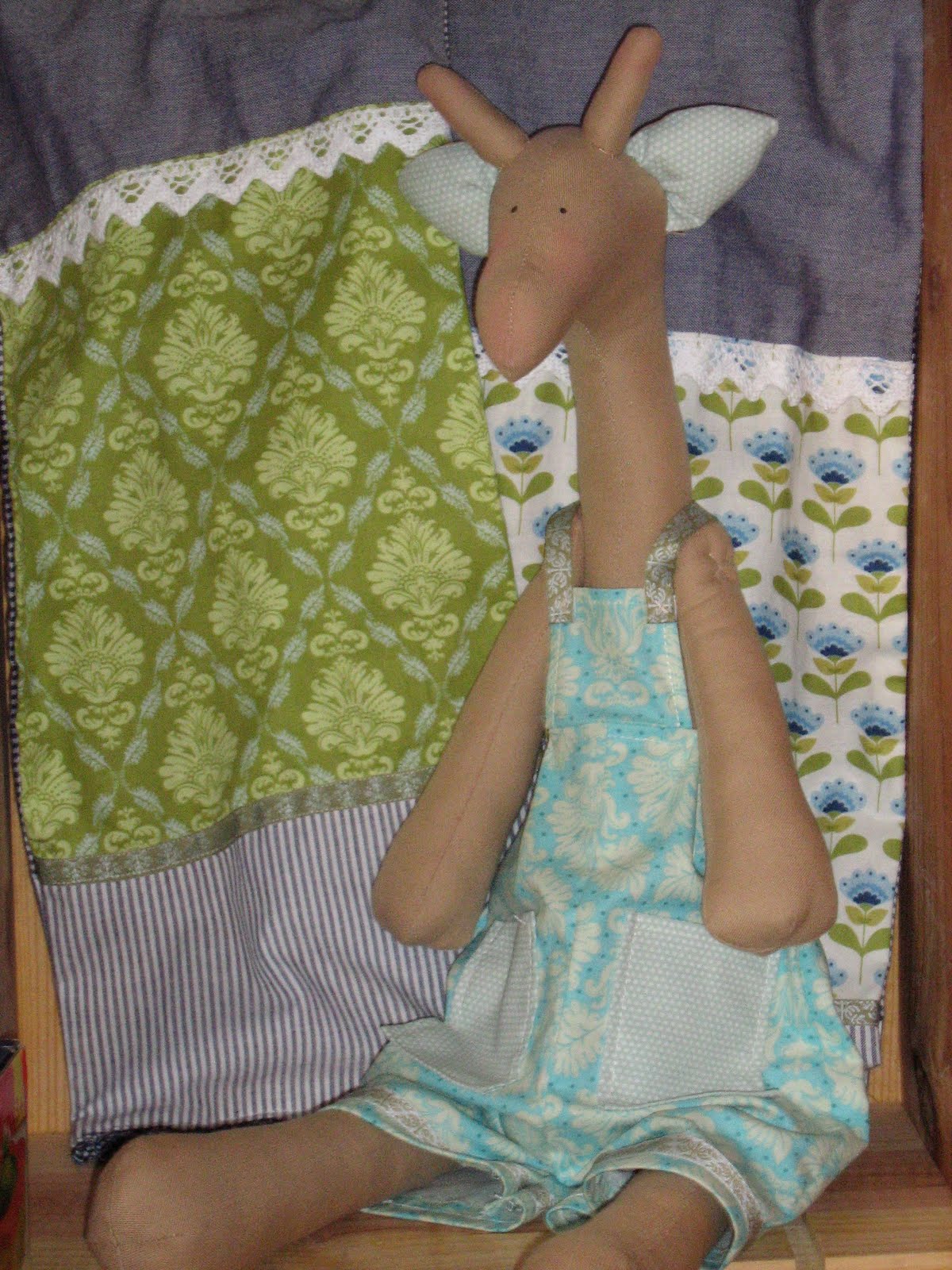 HOPPILU: Tilda Giraffe