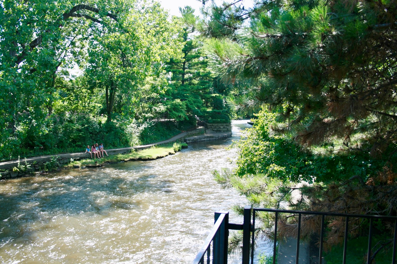 Amy's Creative Pursuits: Naperville Illinois: The Perfect Mix Of City ...