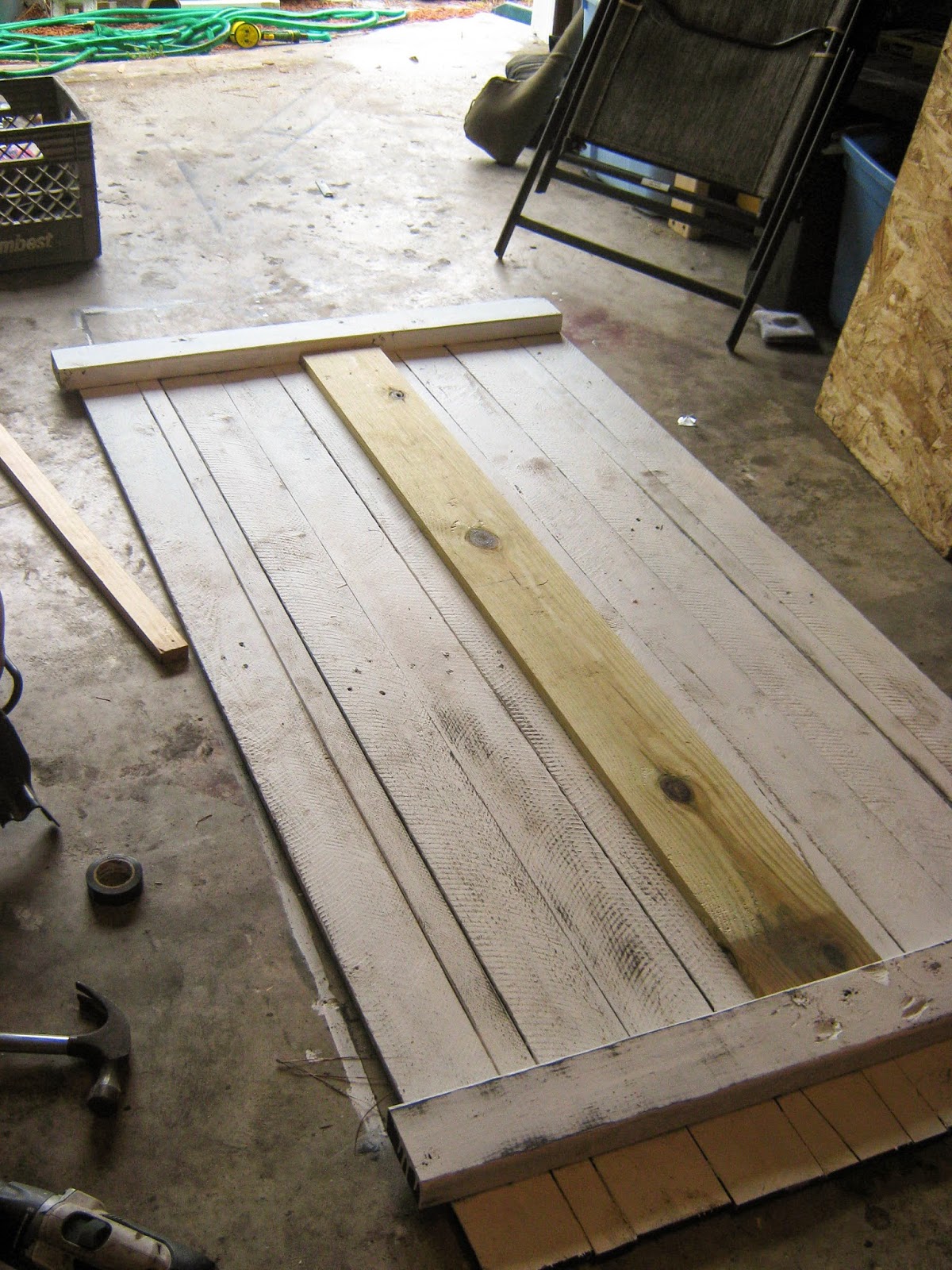 DIY Farmhouse Table (project reveal)