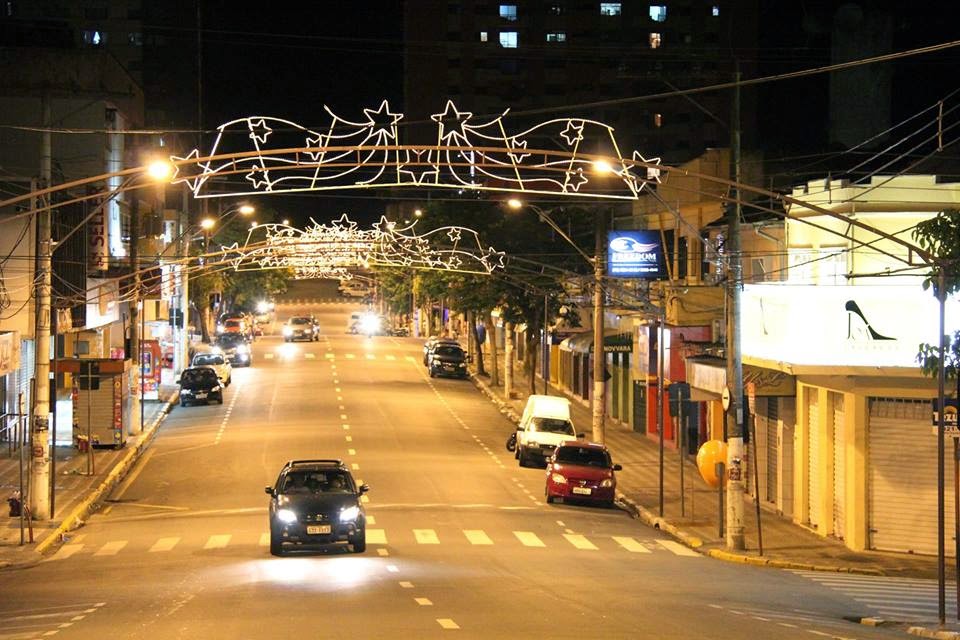 Confira as fotos da Cidade de Registro-SP iluminada para a chegada do ...