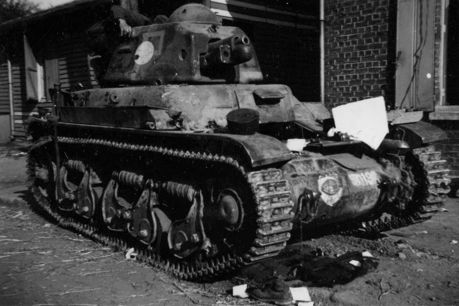 World 1900 - 1950: Renault R35