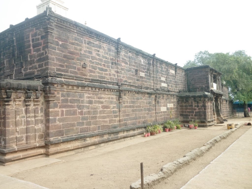 Hindu Temples of India: Kumararama Bhimeshwara Swamy Temple, Samalkota ...