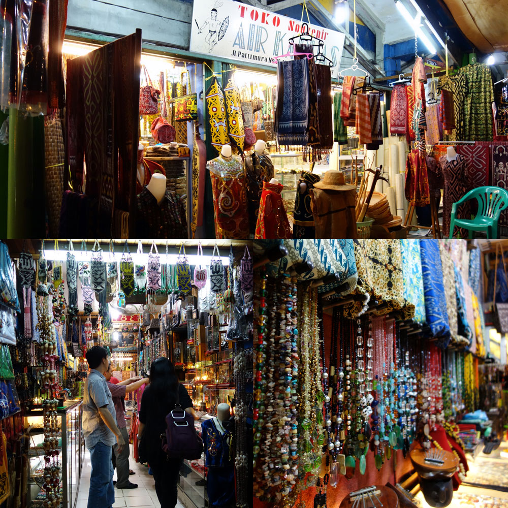 Visiting the Icon of Pontianak: The Equator Monument