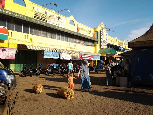 Revitalisasi Pasar Parung, Bogor terkatung-katung ~ HIJAU ITU INDAH
