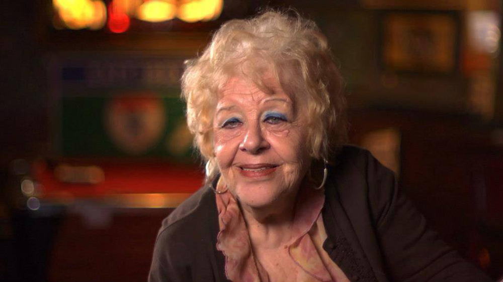 Split Screen: Obituário: Helen Hanft