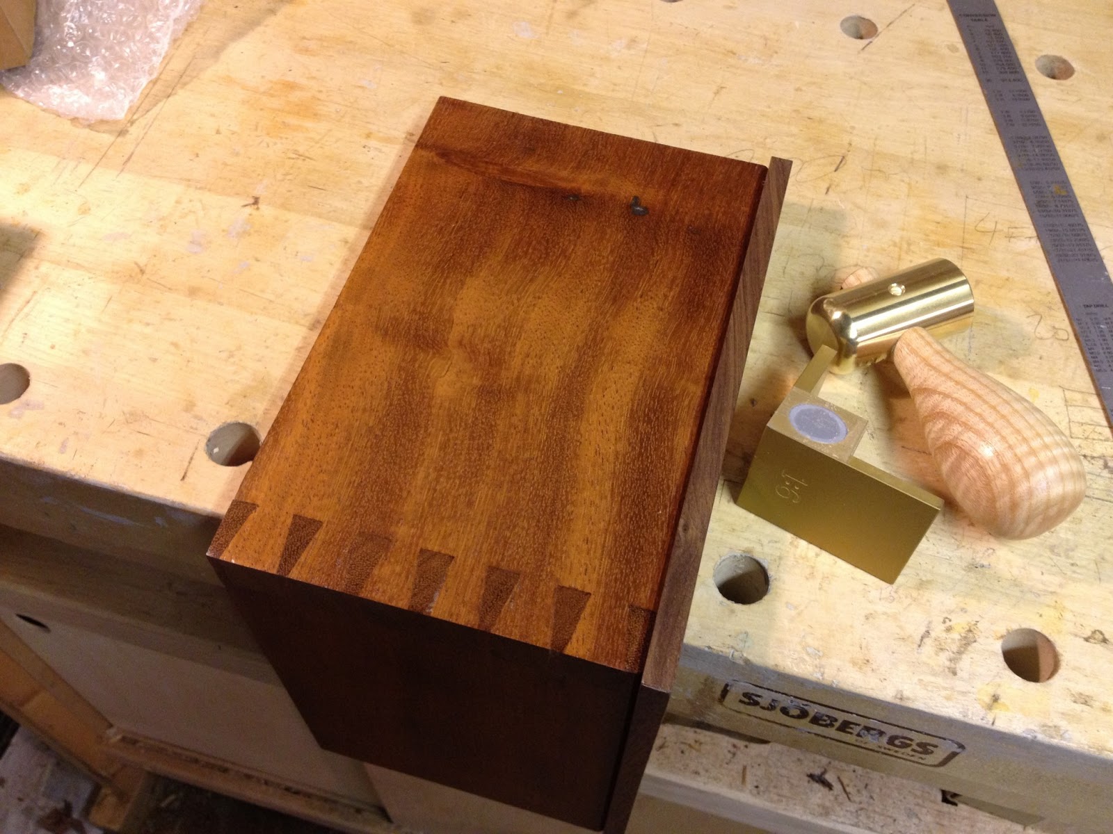David Barron Furniture: Dovetail Alignment Board Project
