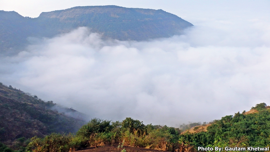 Treks around Thane and Mumbai: Malanggad, Haji Malang, Kalyan, Maharashtra