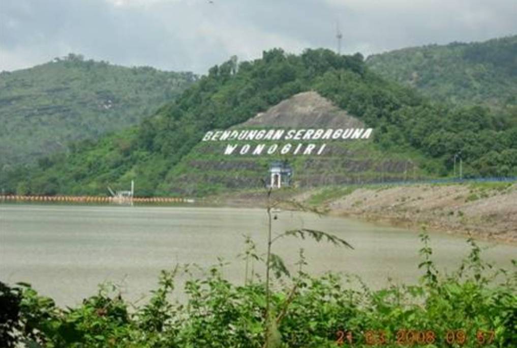 Gambar Mitos Sejarah Dibalik Asal Usul Keindahan Waduk Gajah Mungkur ...