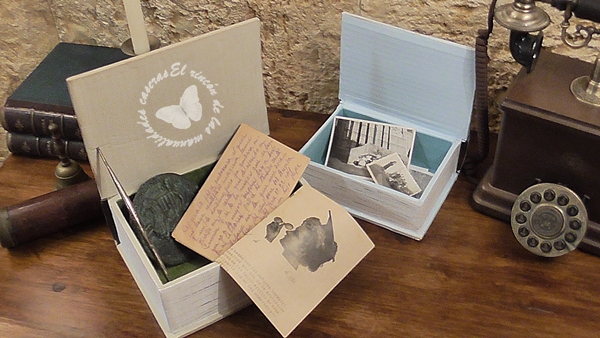 Caja libro reciclando cartón | Manualidades