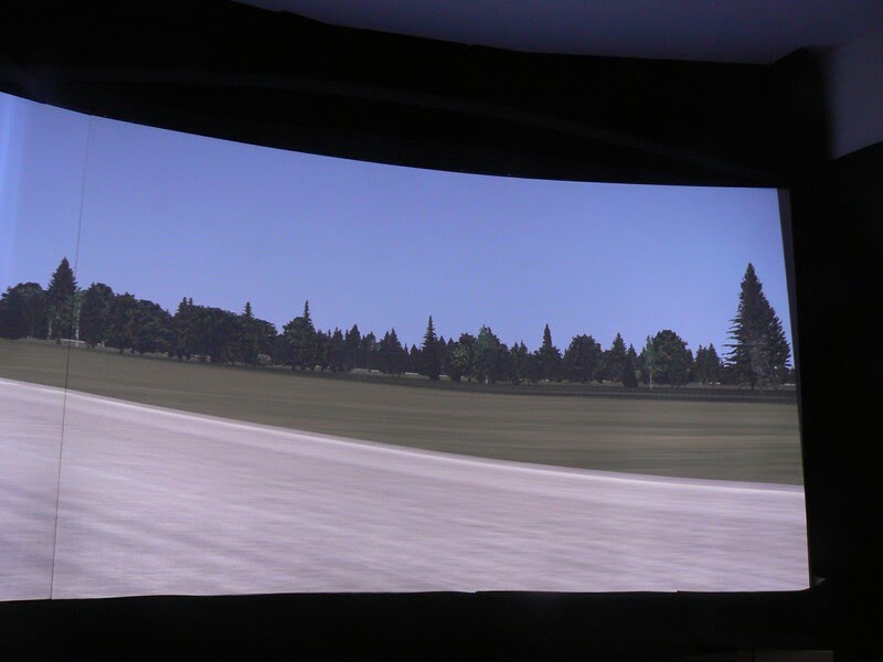 ElephantAir 737 Flight Simulator: Projectors