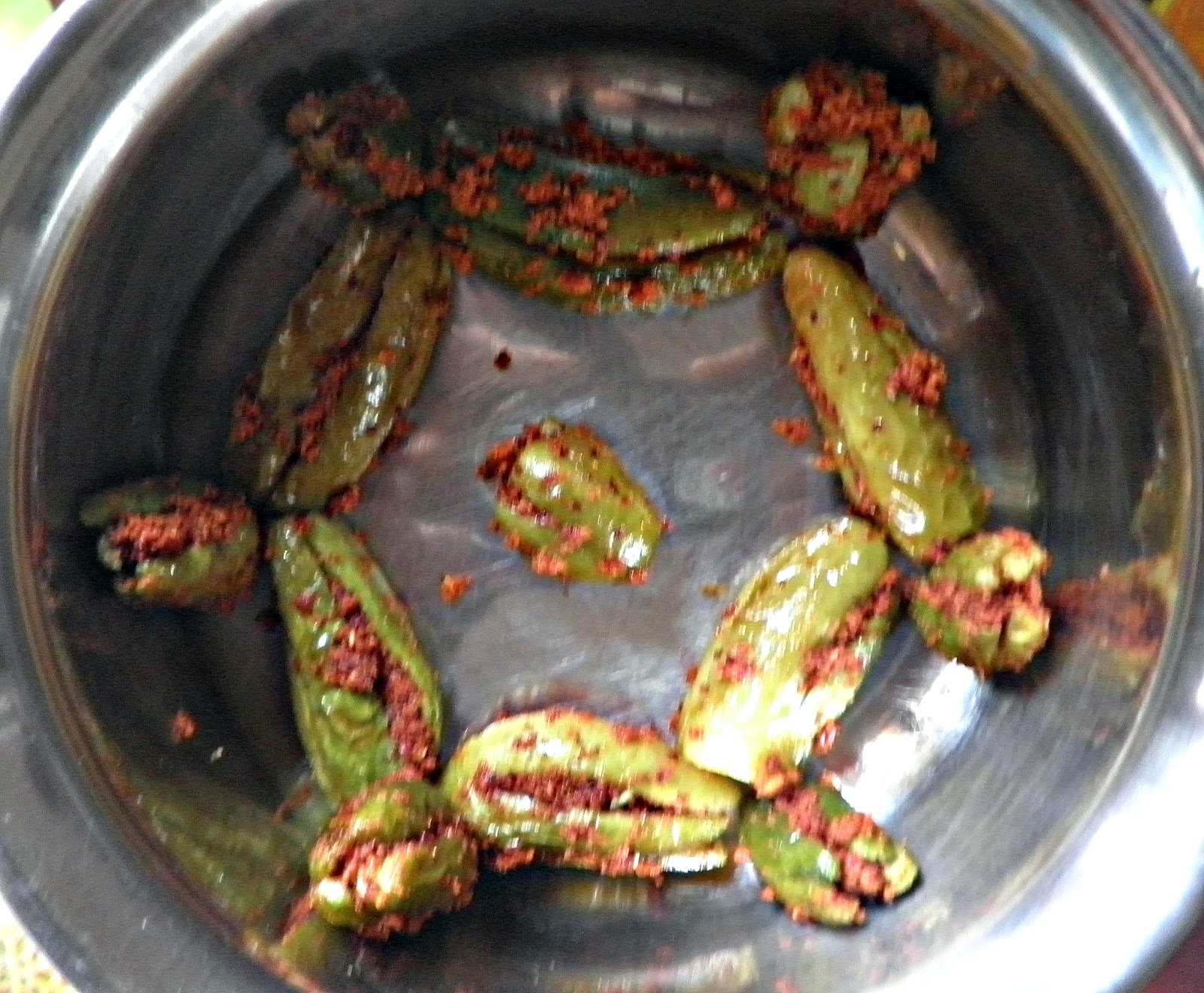 yummy-day: Poppy SeedsTindoora Fry - Gasagasalu Dondakaya Gutti Kura