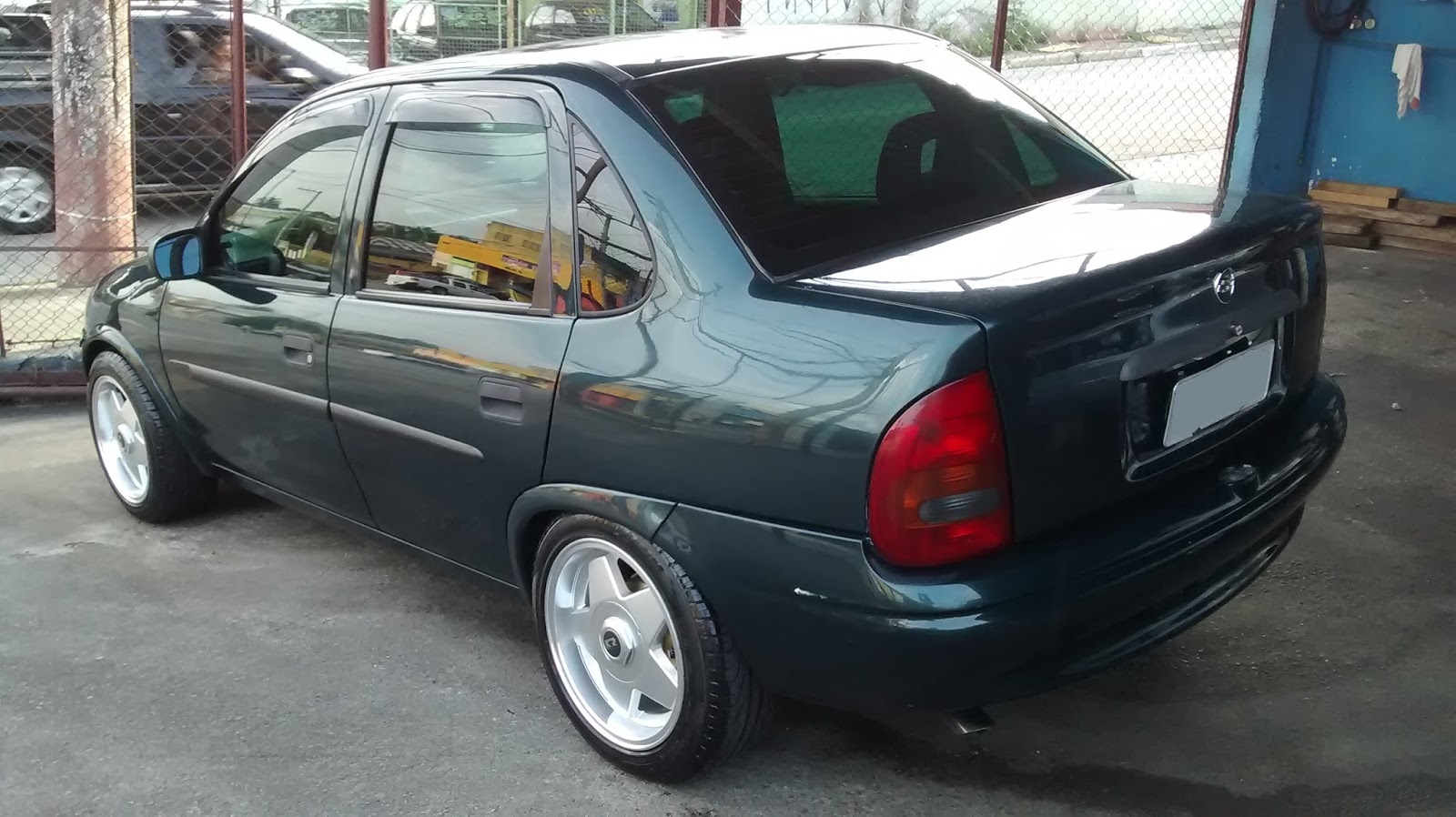 Chevrolet - Corsa ~ Wallpapers Carros