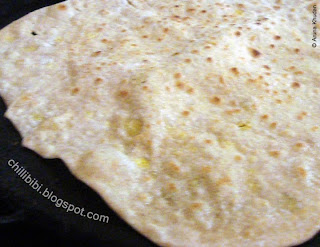 Dhalpourie, roti stuffed with dhal