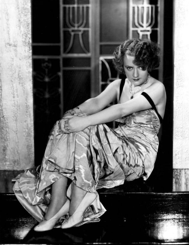 40 Fabulous Photos of Classic Beauties Who Defined the 1920s Women's ...