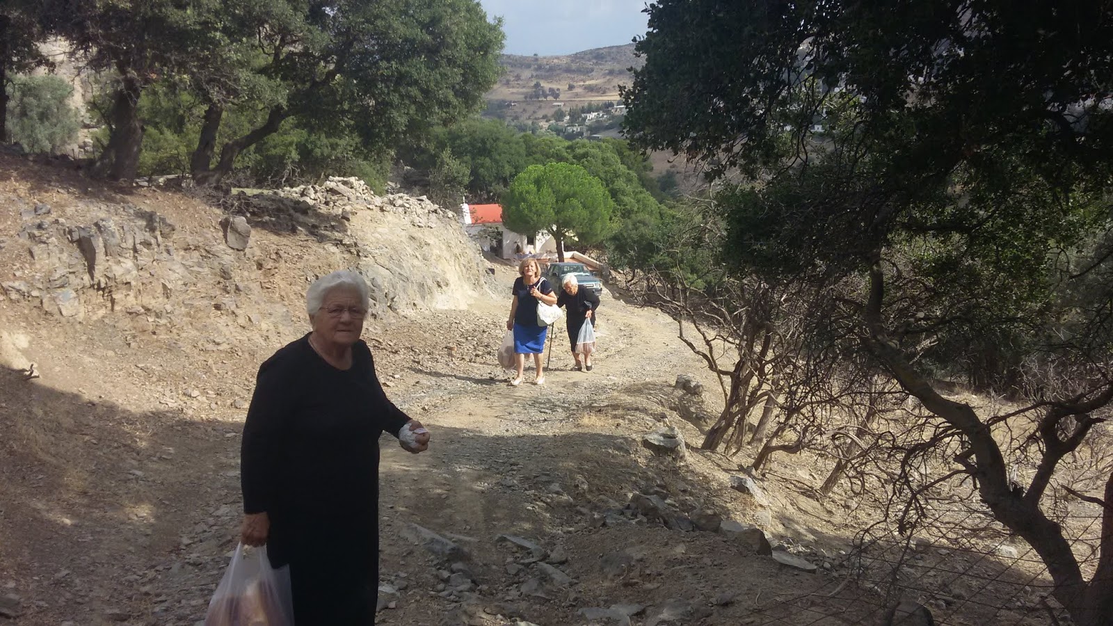 ΠΑΤΕΡΑΣ ΣΩΦΡΟΝΙΟΣ ΣΜΑΡΑΓΔΑΚΗΣ: ΑΓΙΑ ΠΑΡΑΣΚΕΥΗ (ΕΞΩΚΚΛΗΣΙ ΣΤΗ ΜΙΑΜΟΥ) 26 ...