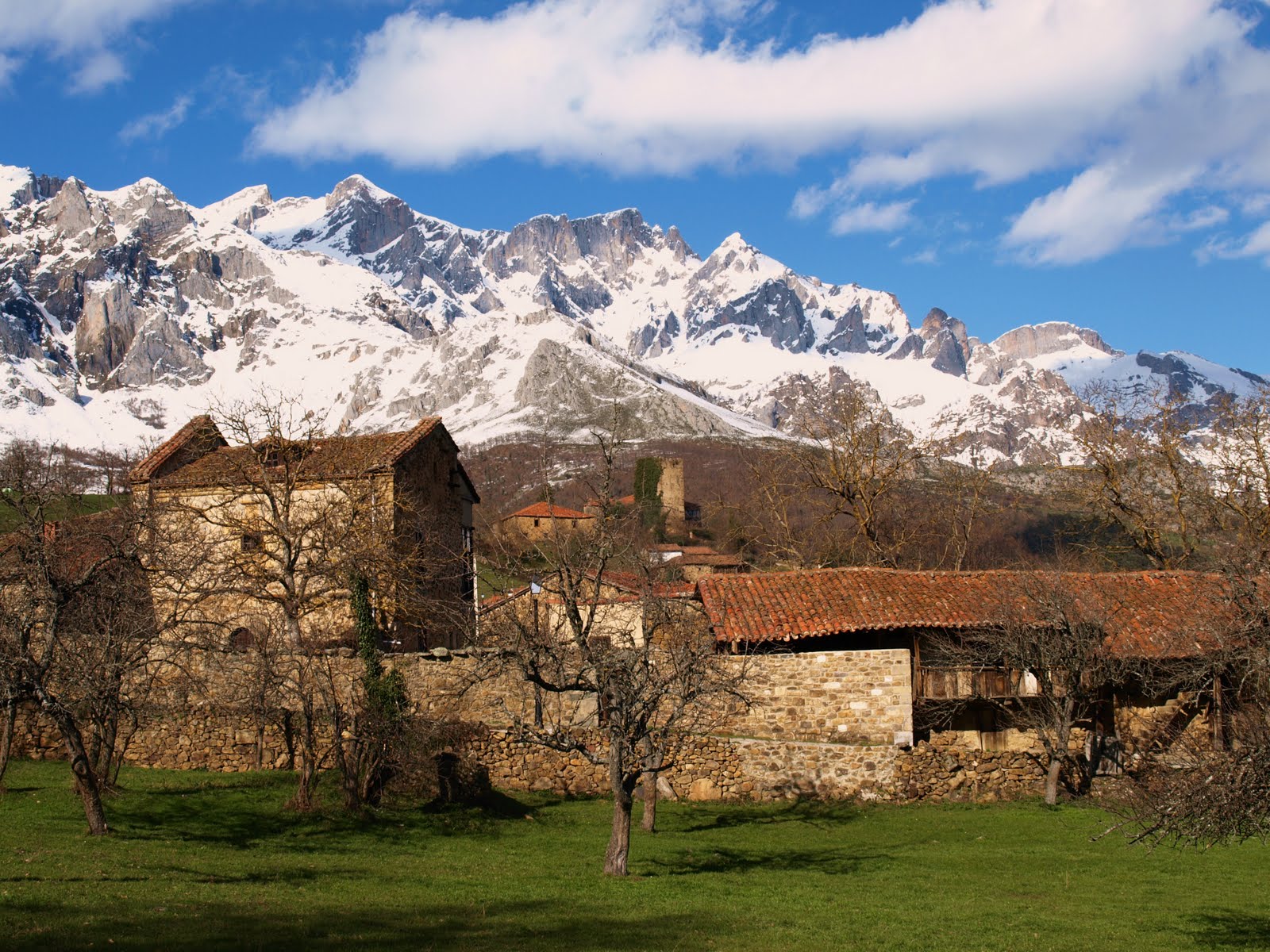 Peña Cortés: Fotos Mogrovejo