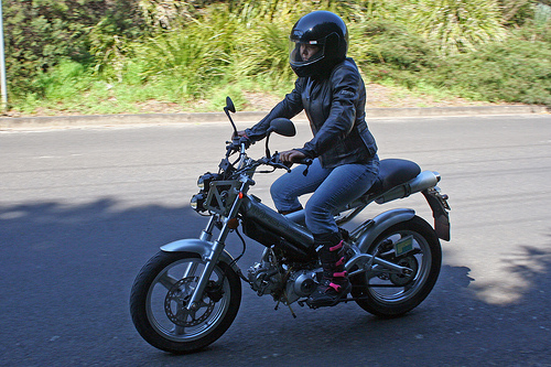 motorcycle you like: MOMOS MADASS 125