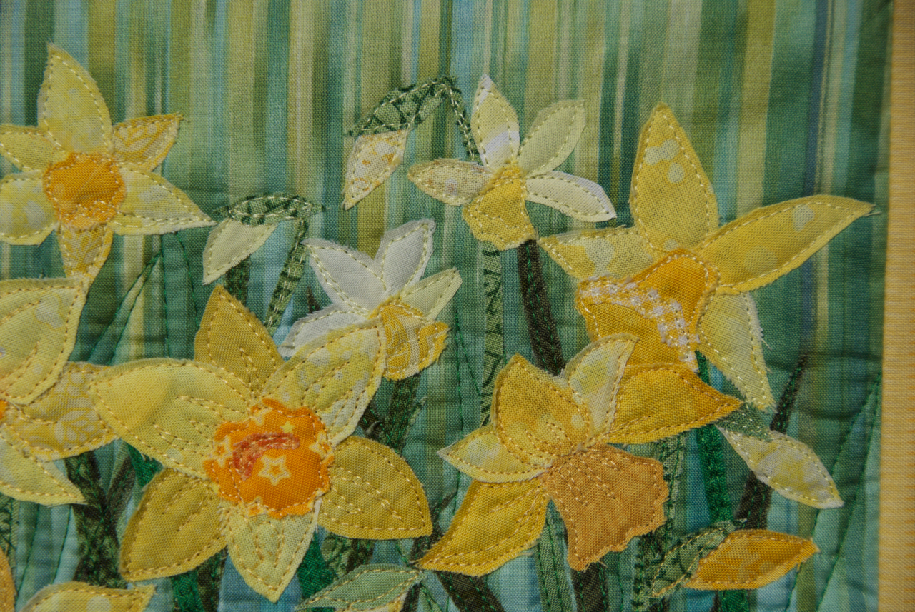 Quilt Art by Lena Pugachova: Dublin Daffodils - Mini Quilt at BQF