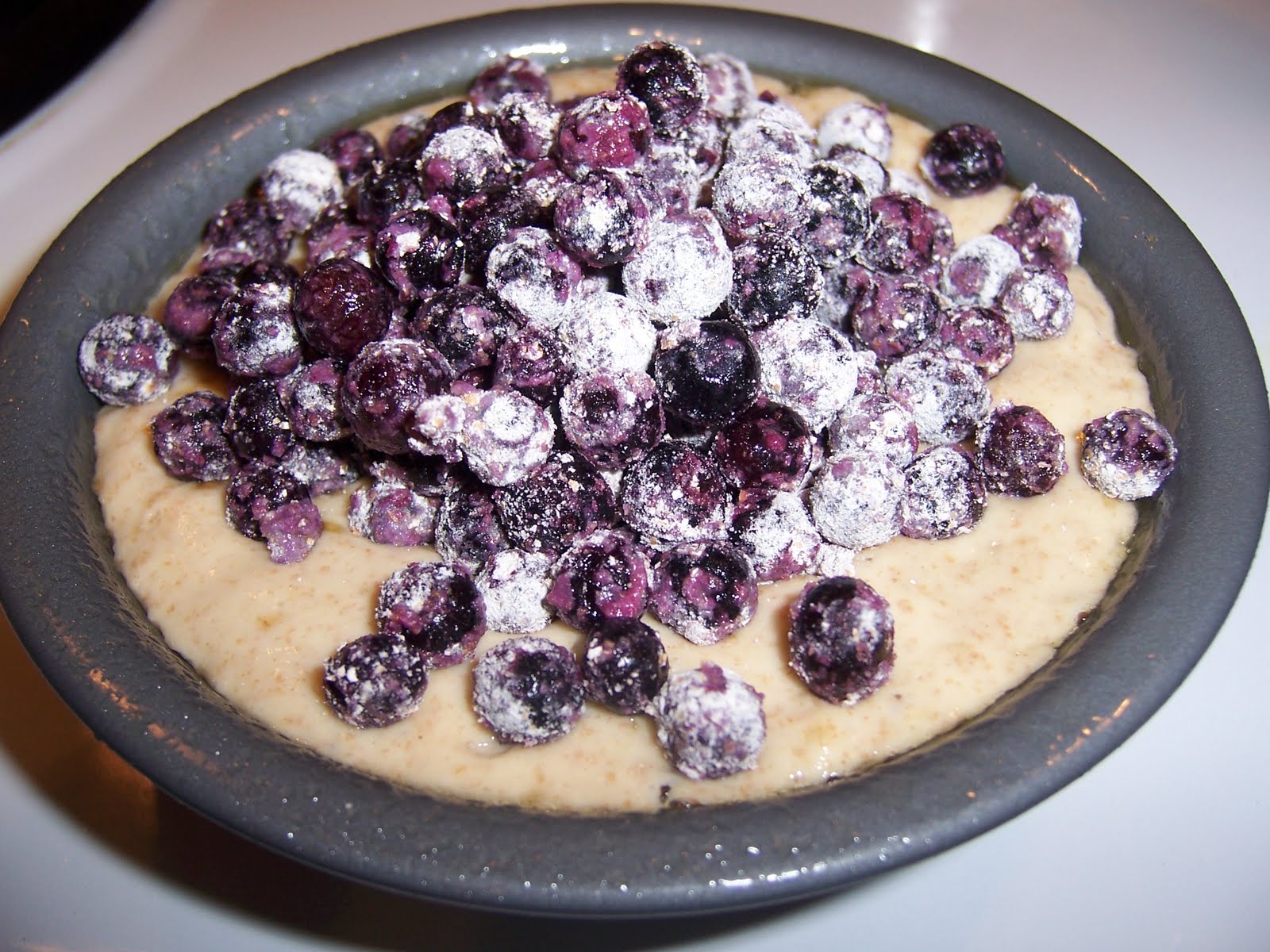 Cookin' from a bitchin kitchen...: Apfel Kuchen, German Apple Cake