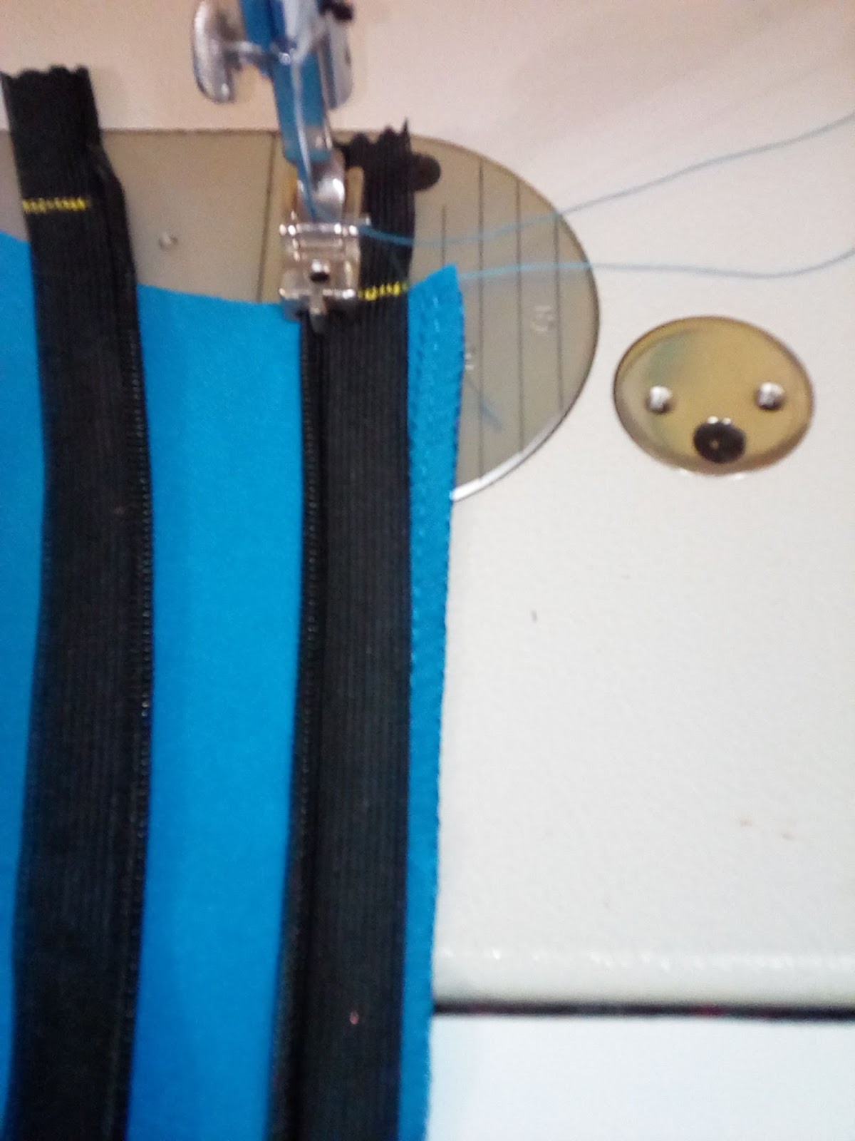 Pondok Jahitan Zarinah Saat: Tutorial jahit zip sorok