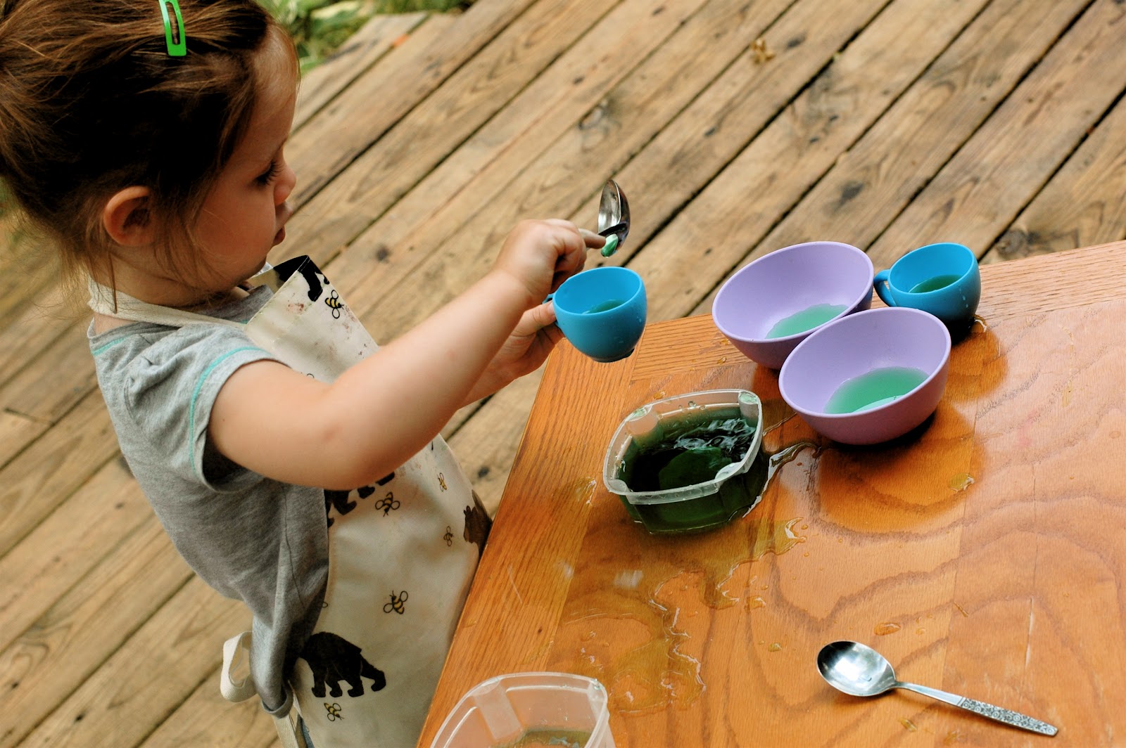 create (with kids): color mixing - FreshlyPlanted