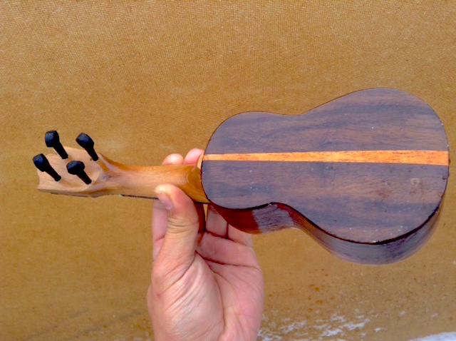 Tiwi Mini Ukuleles: Walnut / W.R.Cedar Nano uke special
