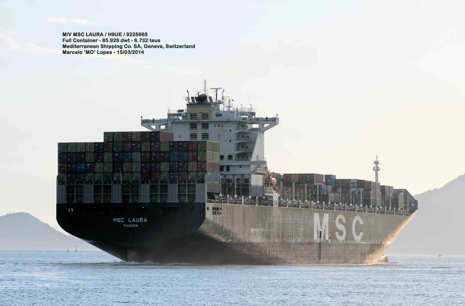 Santos Shiplovers: M/V MSC Laura / H9UE - 6.732 teus x 300,00 m ...