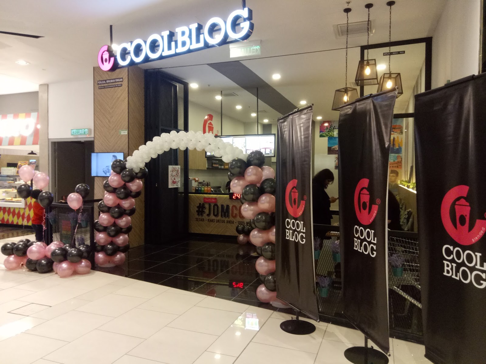 darrendungeon: CoolBlog Opens Its Largest Store in Melawati Mall ...