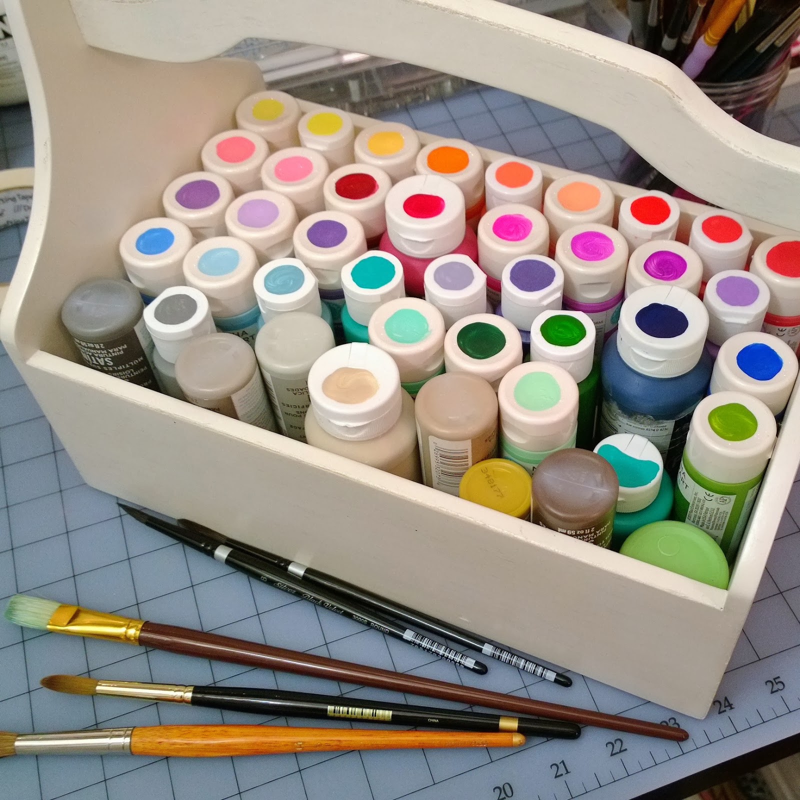 Gina Lee Kim: Warm & Cool: How I Organize, Colorize & Create