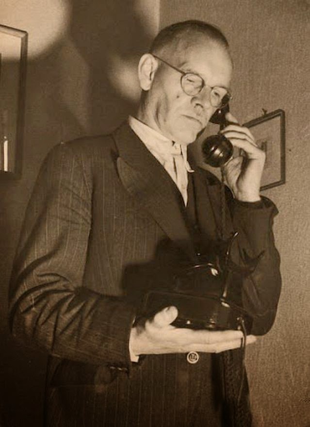 World War II in Pictures: Hitler's Heritage