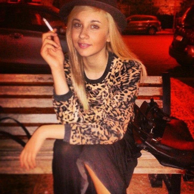 Smoking-fetish World: Sexy girl from Instagram