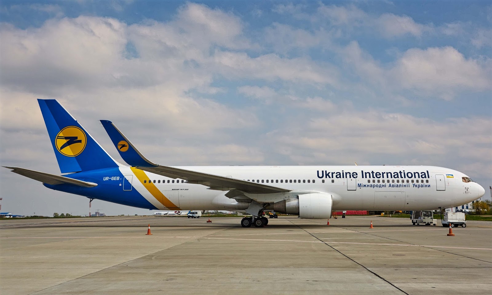 Ukraine International Airlines Boeing 767-300 | Aircraft Wallpapers ...