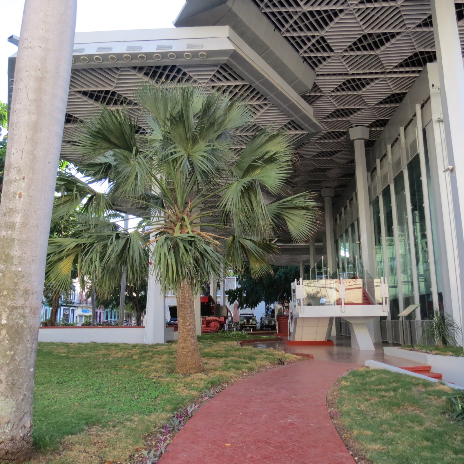 Adventures in PEI and Beyond!: "Yate Granma" - Old Havana, Cuba