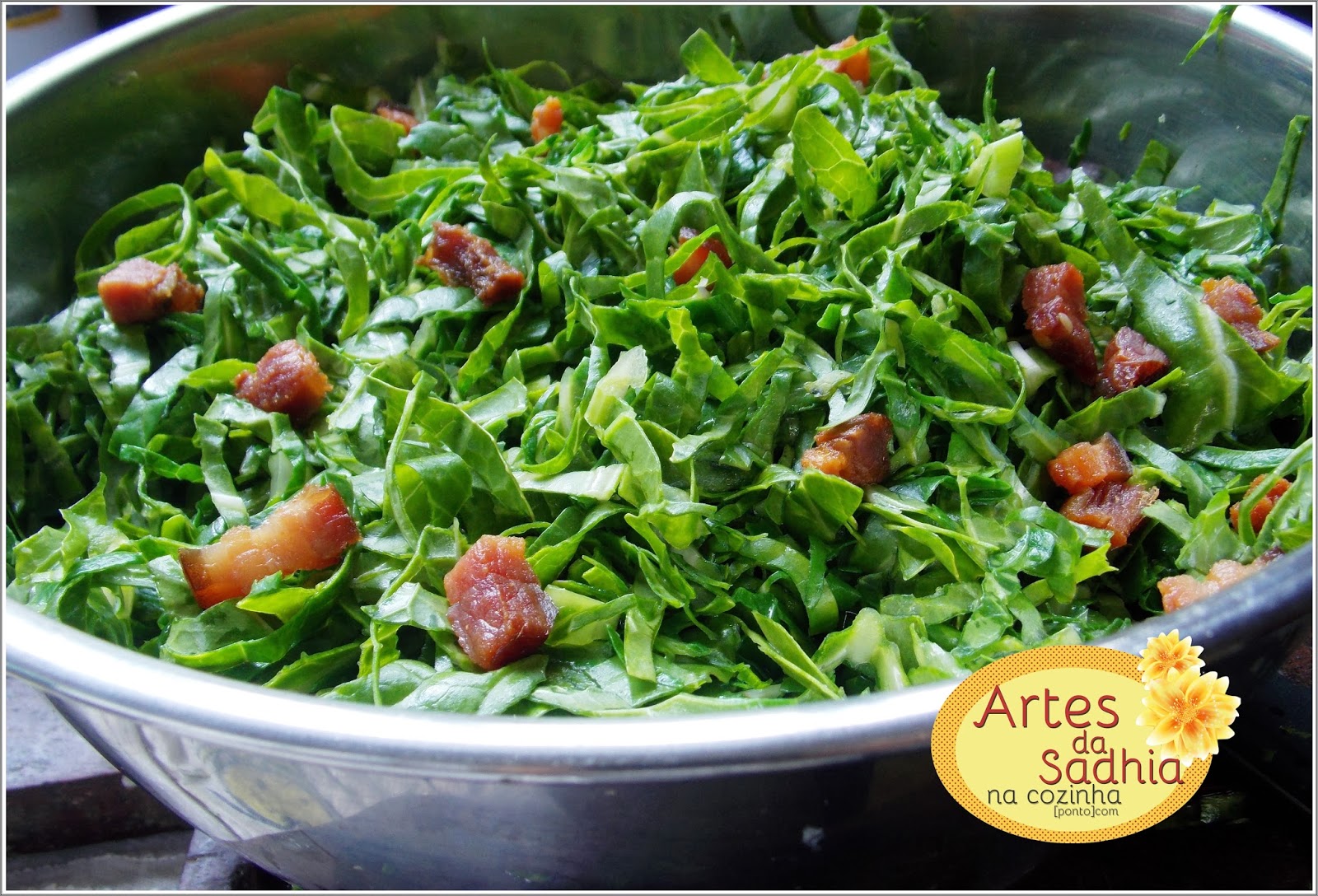 Couve refogada com Bacon | Artes da Sadhia na cozinha
