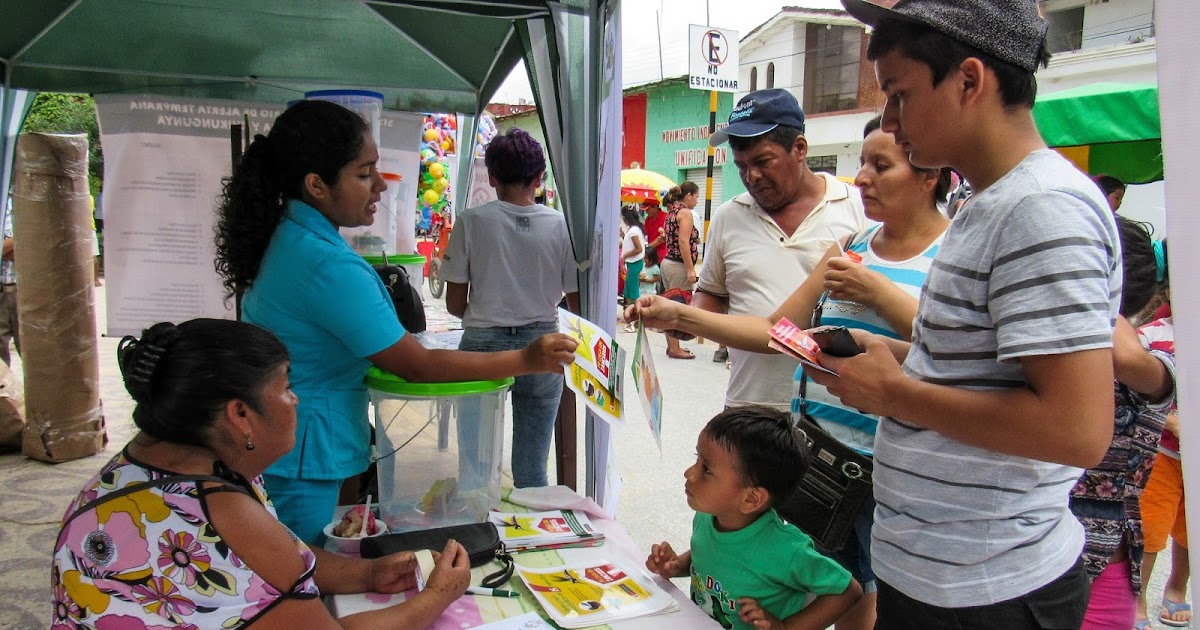 GRAN FERIA INFORMATIVA EN EL DISTRITO DE MOTUPE