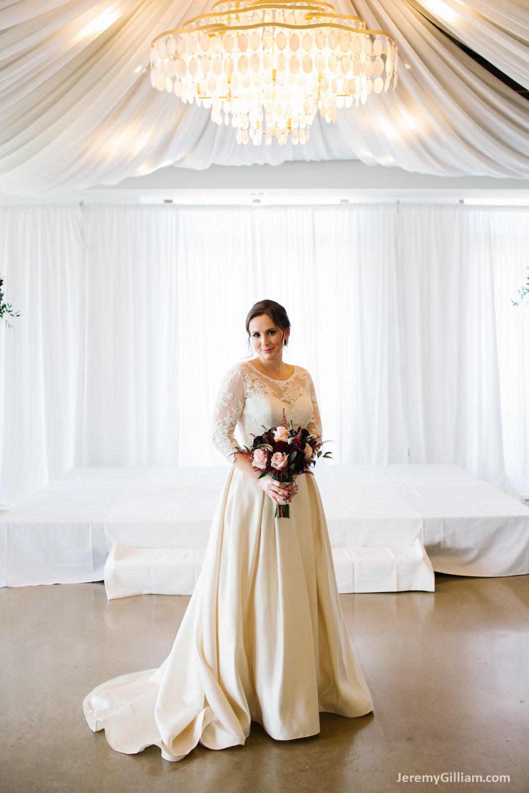 Fleurs de France: Grace & Sam Driscoll