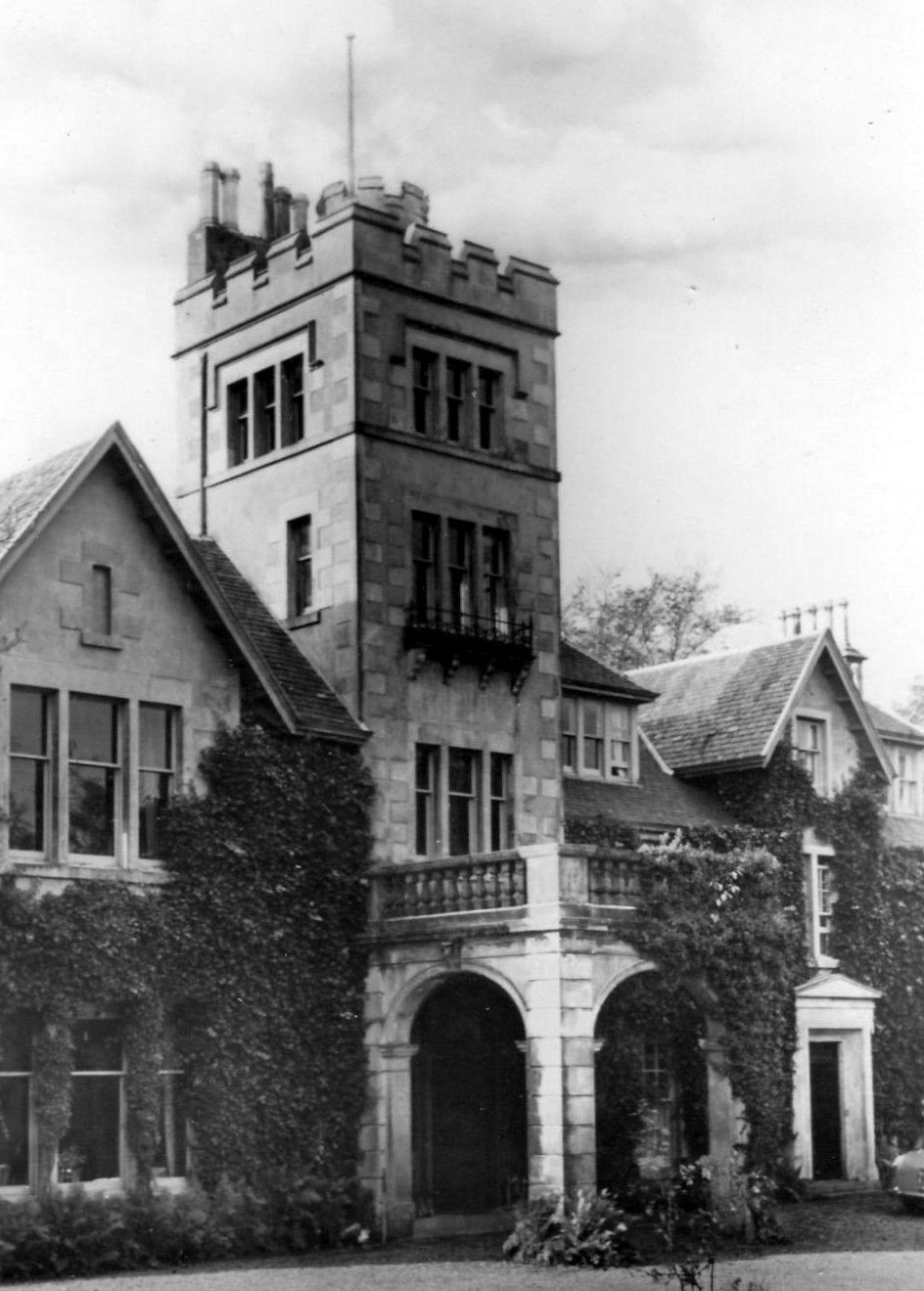 Tour Scotland: Old Photograph Viewfield House Portree Isle Of Skye Scotland