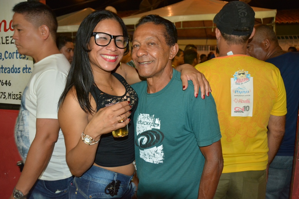 FOTOS: RAMON CIGANO E CLEIDE BARBOSA NA 11ª CERVEJADA DO CHINA'S EM ...