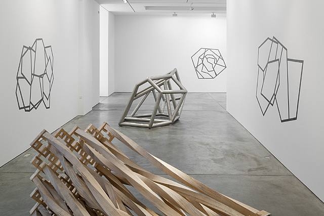WAY WAC WA ART: Richard Deacon's work with materials