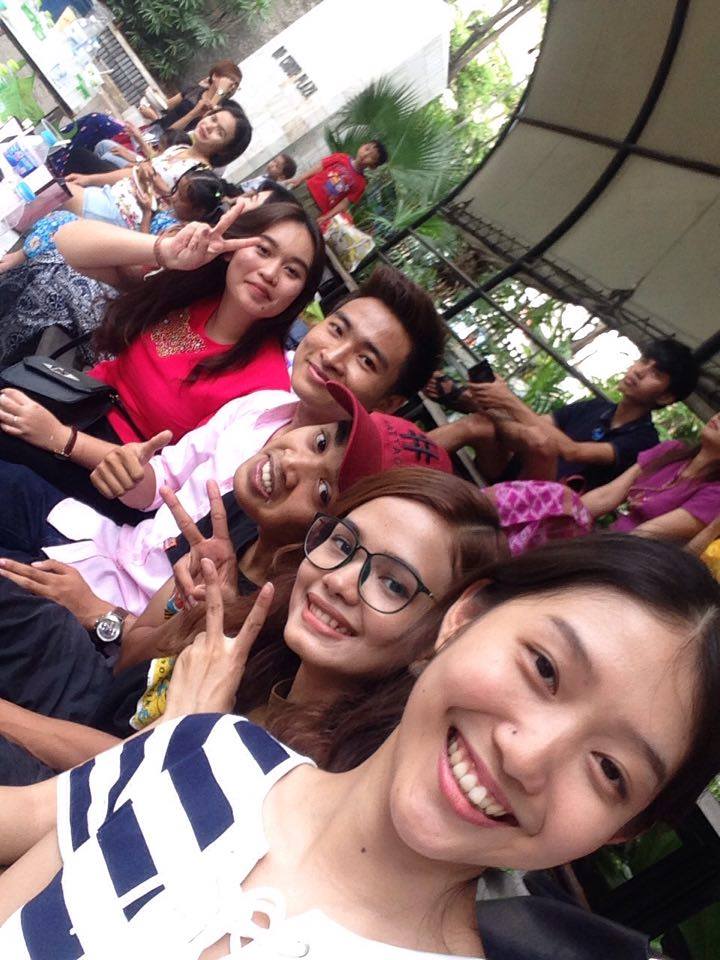 Chit Ko Ko Oo was with friends at ABAC Huamark during water festival 2017 ~ Chit Ko Ko Oo