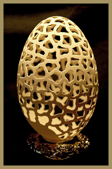 LUDstuff!: EGGSHELL CARVING!