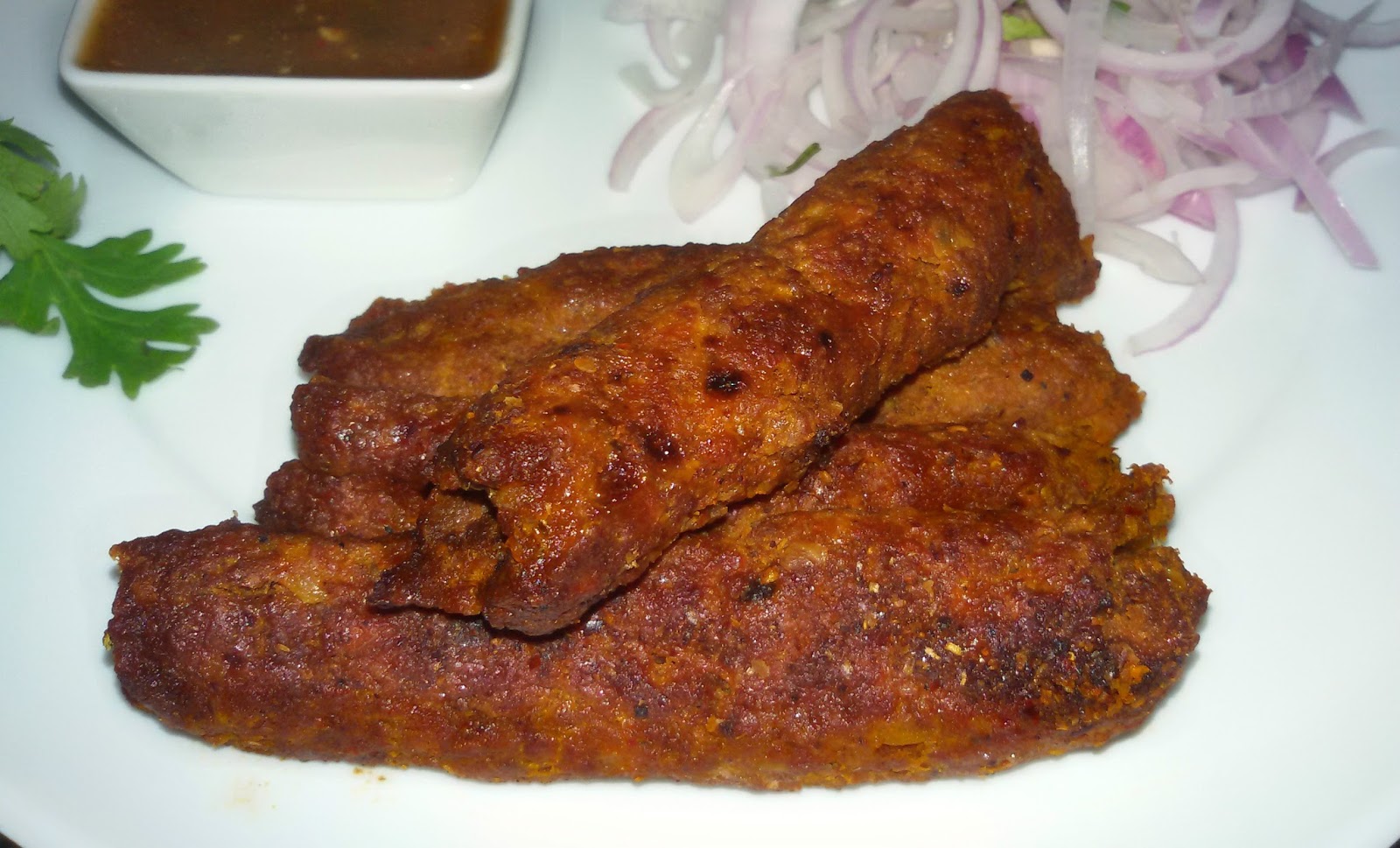 The Hoggerz: BBQ Meat Delicate Rolls with Fresh Salad, Asian Style ...